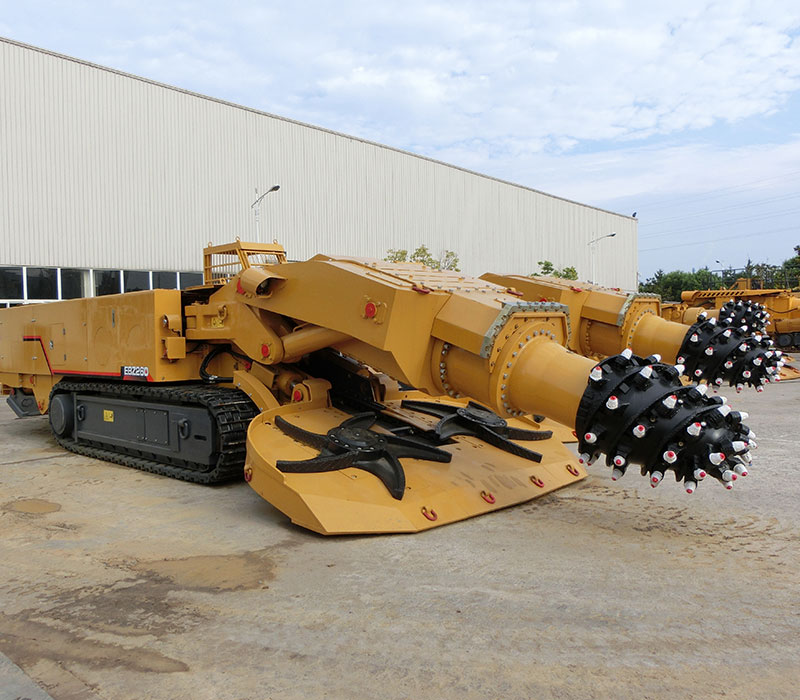 EBZ260 cantilever type roadheader for ore mining